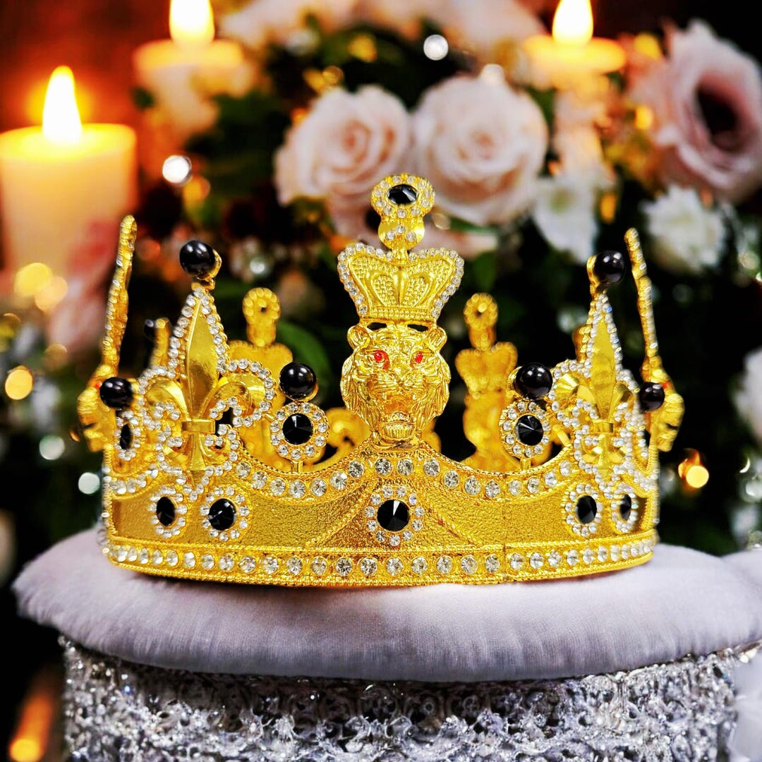 Gold King Crown: Vintage Renaissance Style With Black Crystals - Etsy