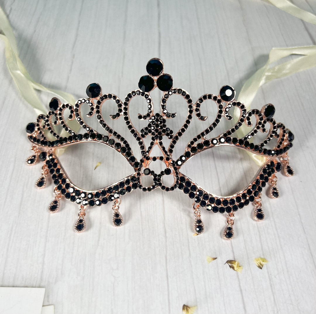 Black Diamond Masquerade Mask, Mardi Gras Gold Mask, Elegant Teardrop ...