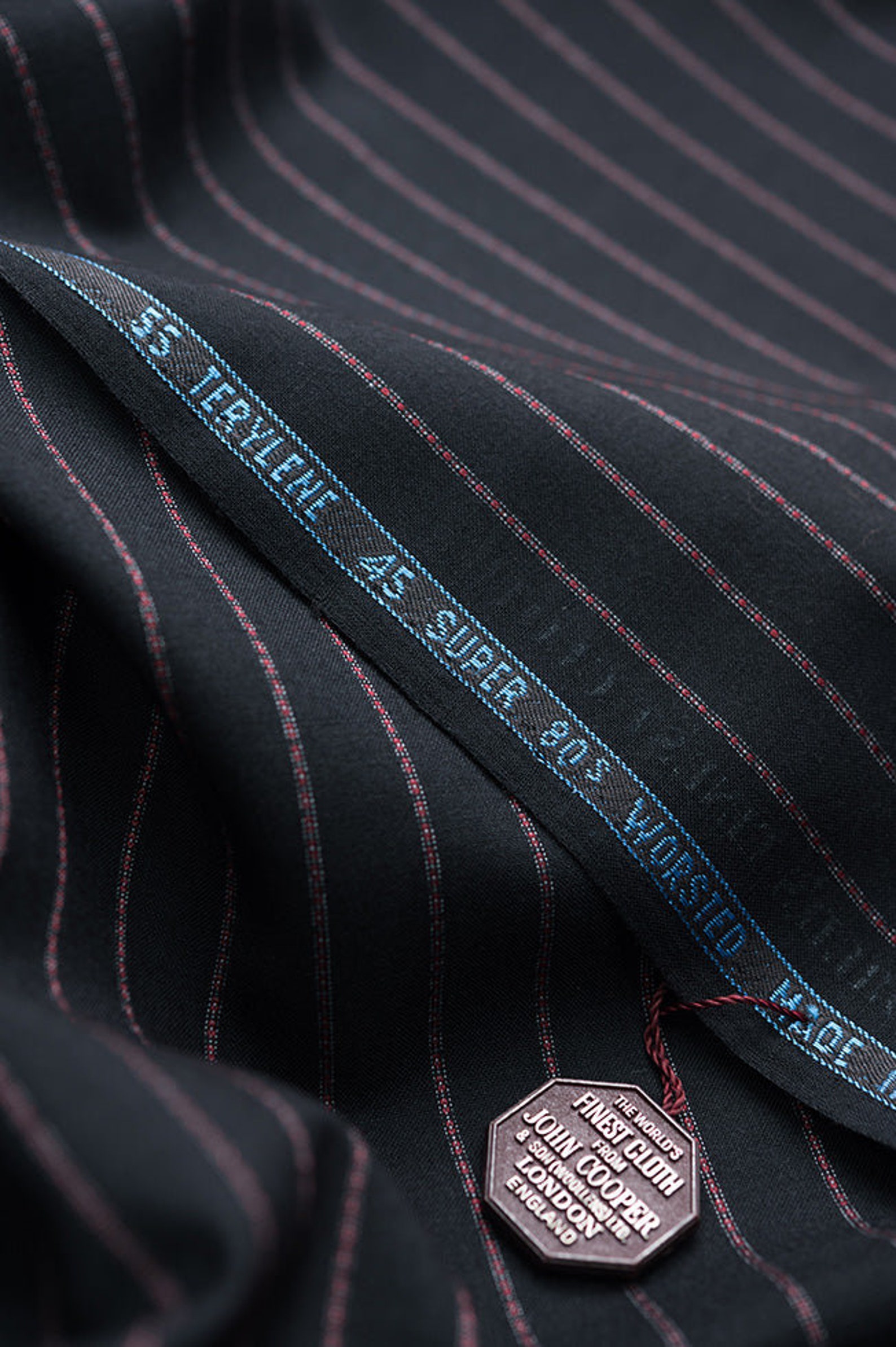 V20257 Red Stripe Wool-3m - Etsy