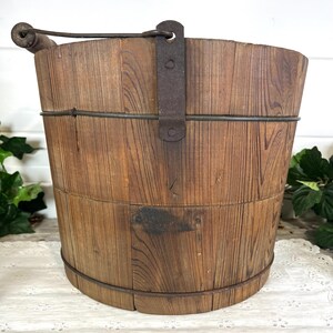 Vintage 12 Farm Salvage Wood Pail Grain Bucket, Bail Handle, Primitive ...