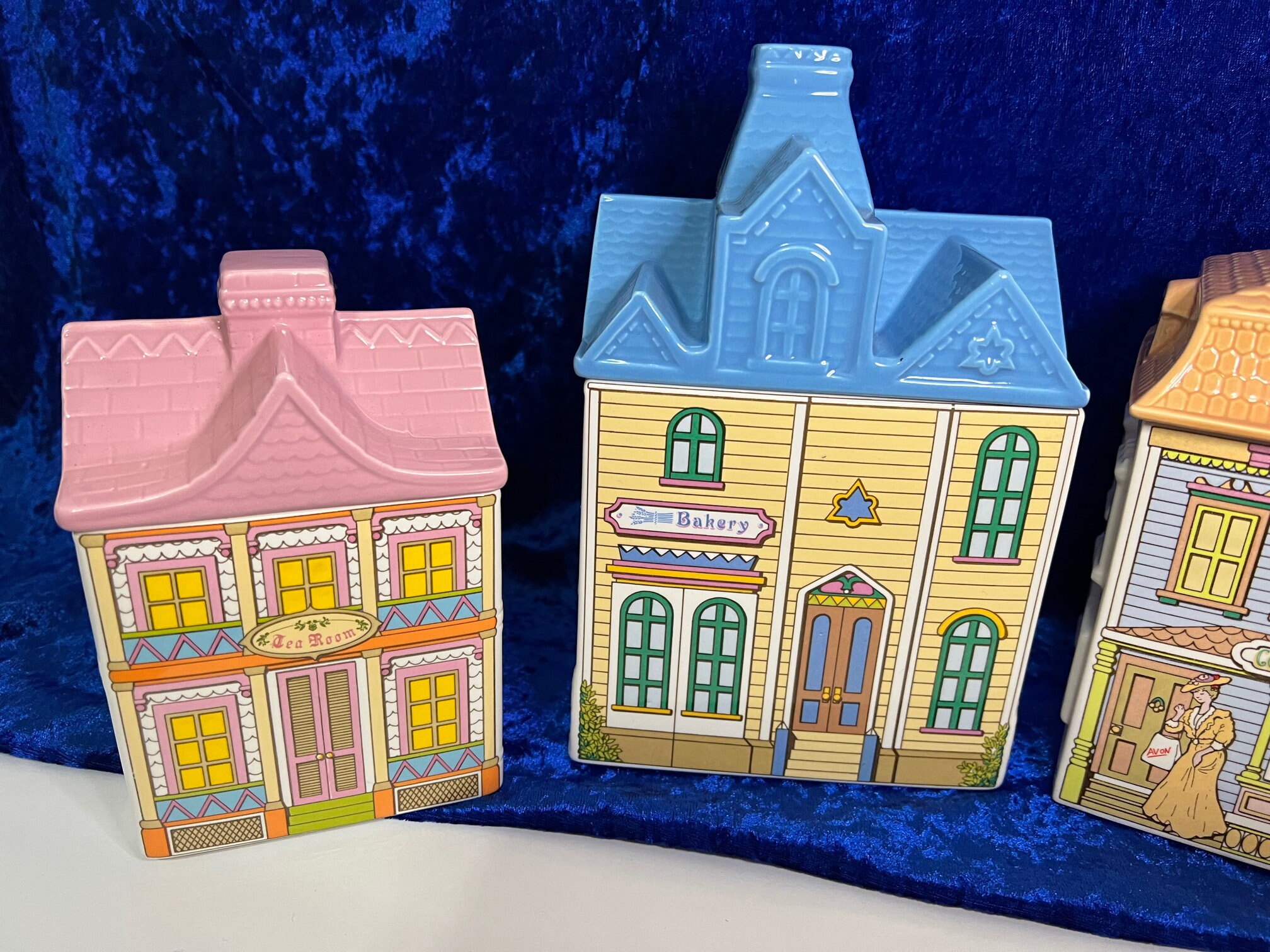 Avon Kitchen Canisters Set of 4 Unused Bakery - Etsy