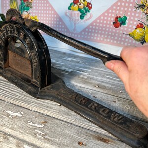 Antique Cast Iron Tobacco Plug Cutter: Arrow Cupples Co. Farmhouse ...