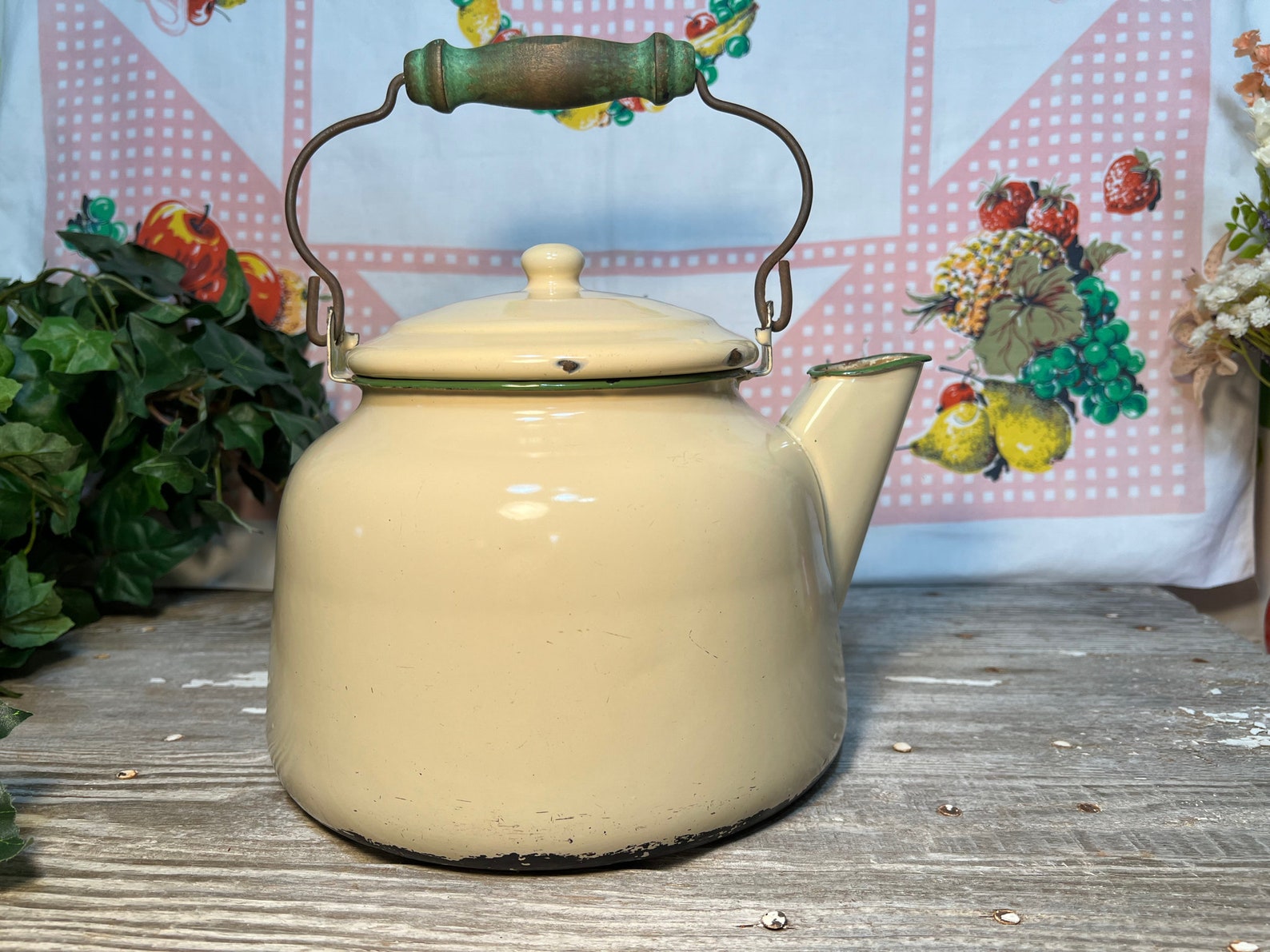Vintage Cream W/ Green Trim Enamelware Tea Kettle Wood Handle - Etsy