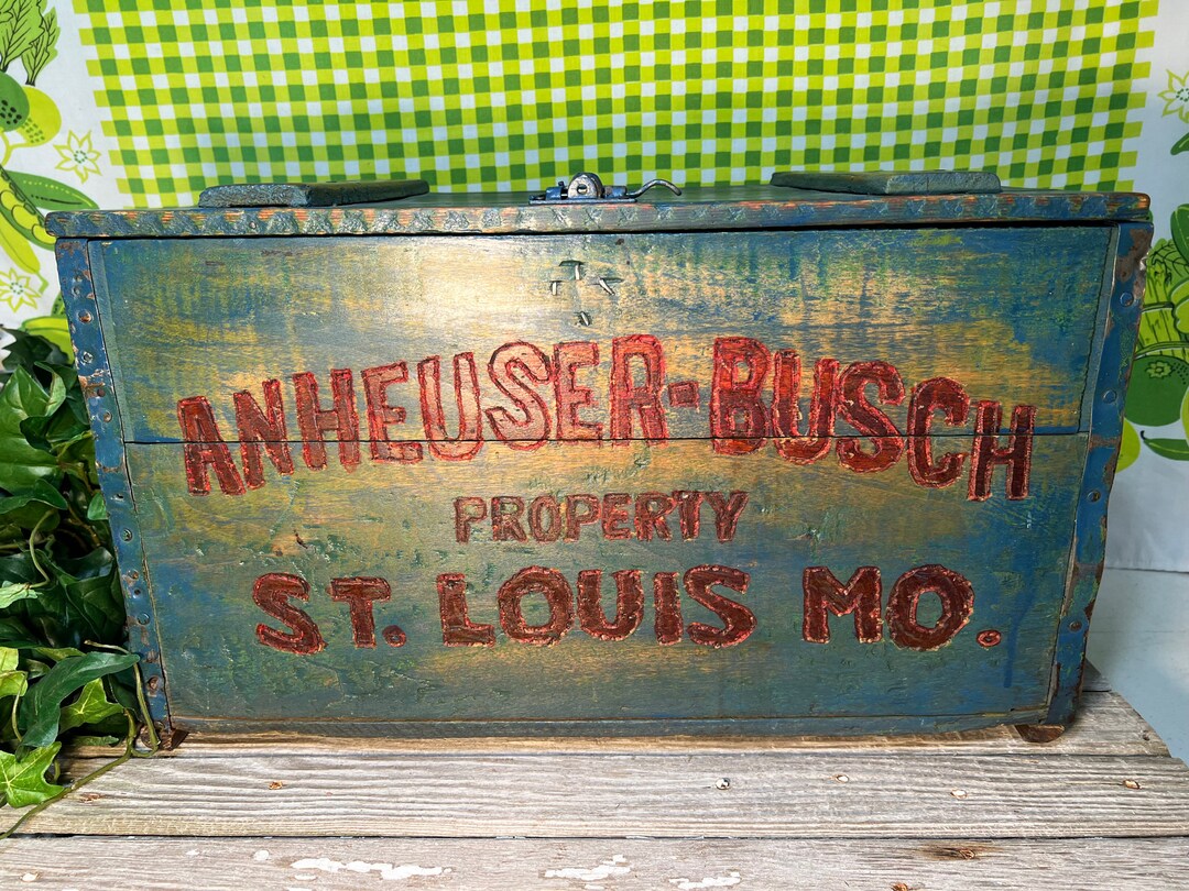 Vintage Anheuser Busch Wood Crate Box W/ Hinged Latching Lid, Carved ...