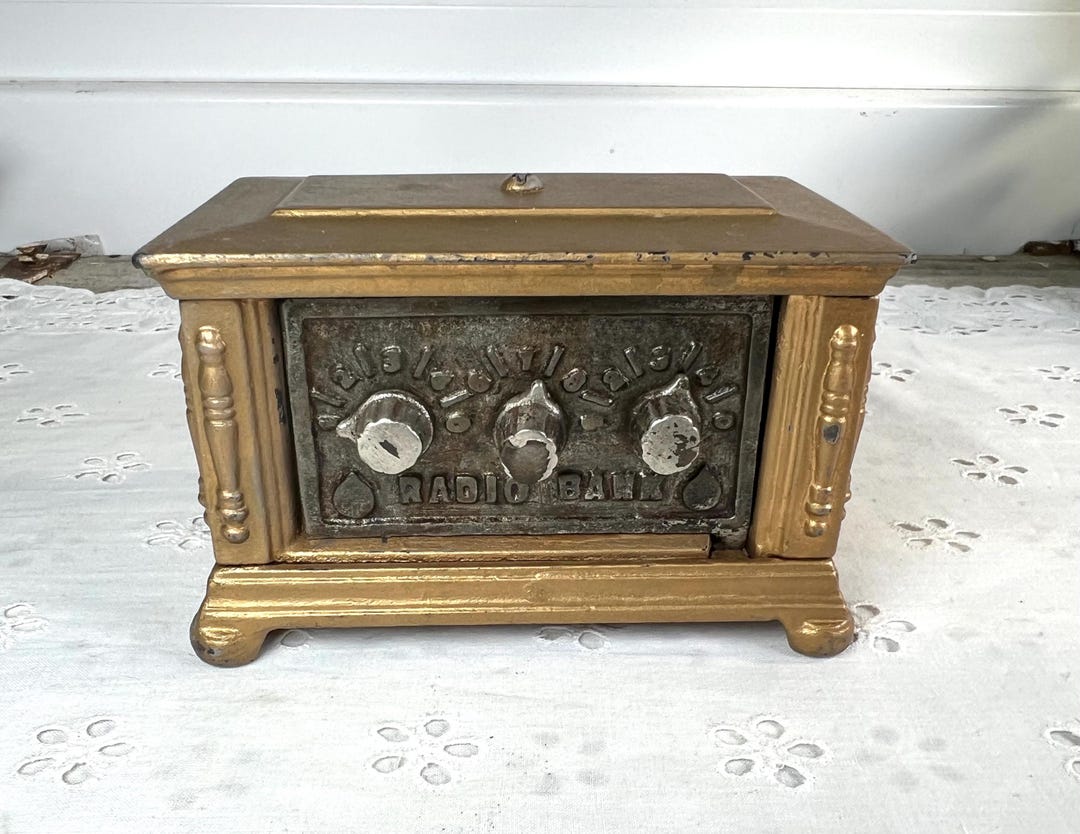 Vintage 1927-1932 Kenton Hardware Coin Bank, Cast Iron Radio Style W/ 3 ...