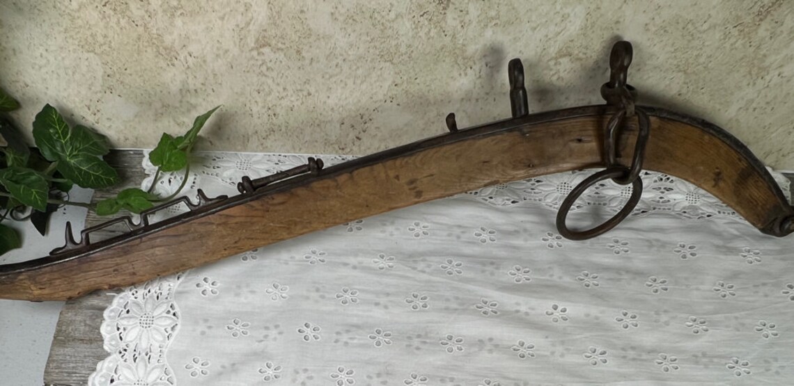 Antique 25 Horse Hames Key Holder Hanger Hooks, Wood and Cast Iron ...