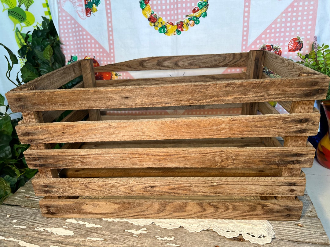 Vintage Primitive Rustic Wood Crate, Fruit or Produce Slat Crate, Barn ...
