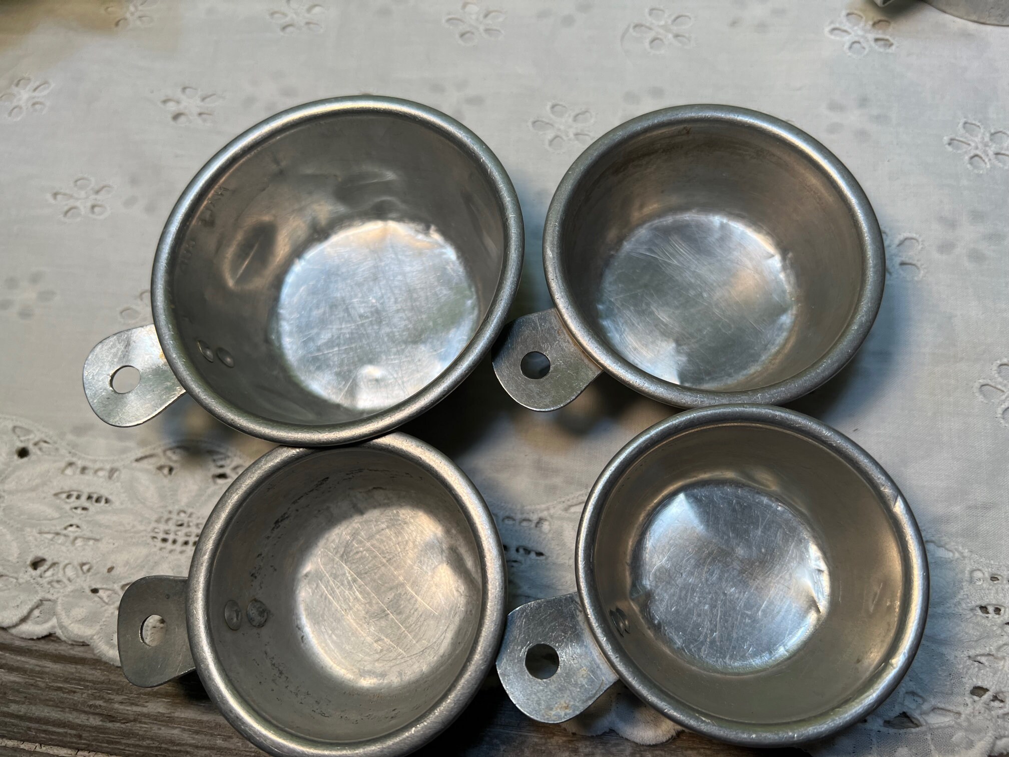 Vintage Set of Aluminum Measuring Cups and Measuring Ladle W/ Pour ...