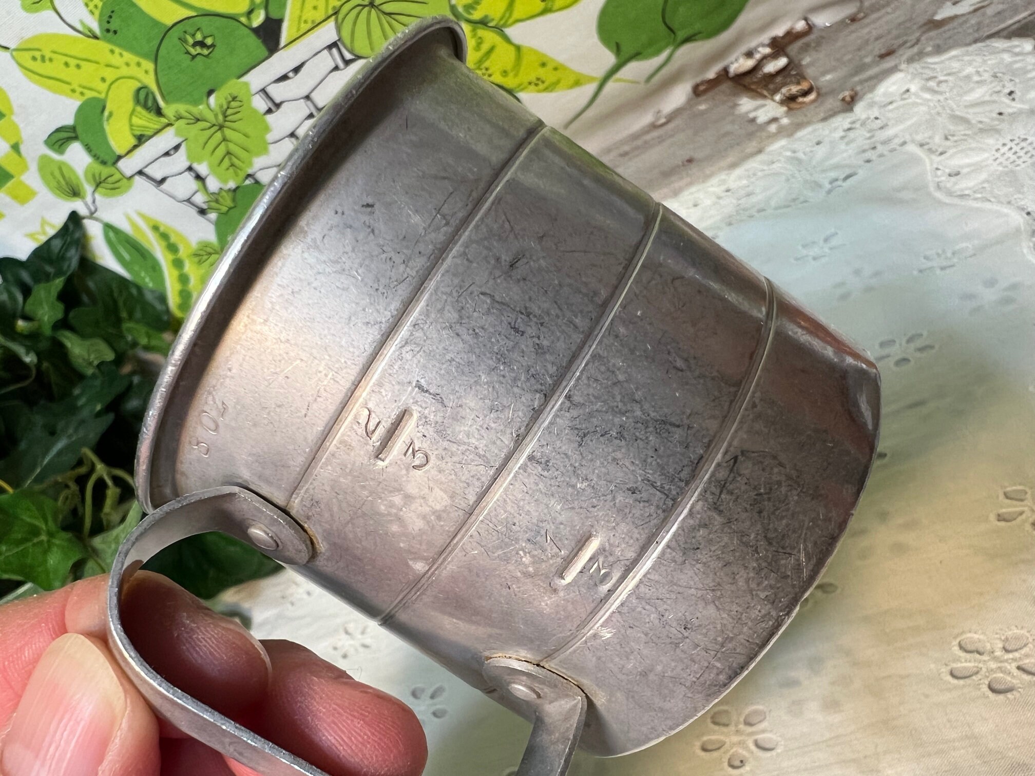 Vintage Set of Aluminum Measuring Cups and Measuring Ladle W/ Pour ...