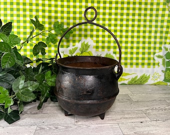 Antique Cast Iron Cauldron, 1800s Farmhouse Antiques, Witch's Caldron ...