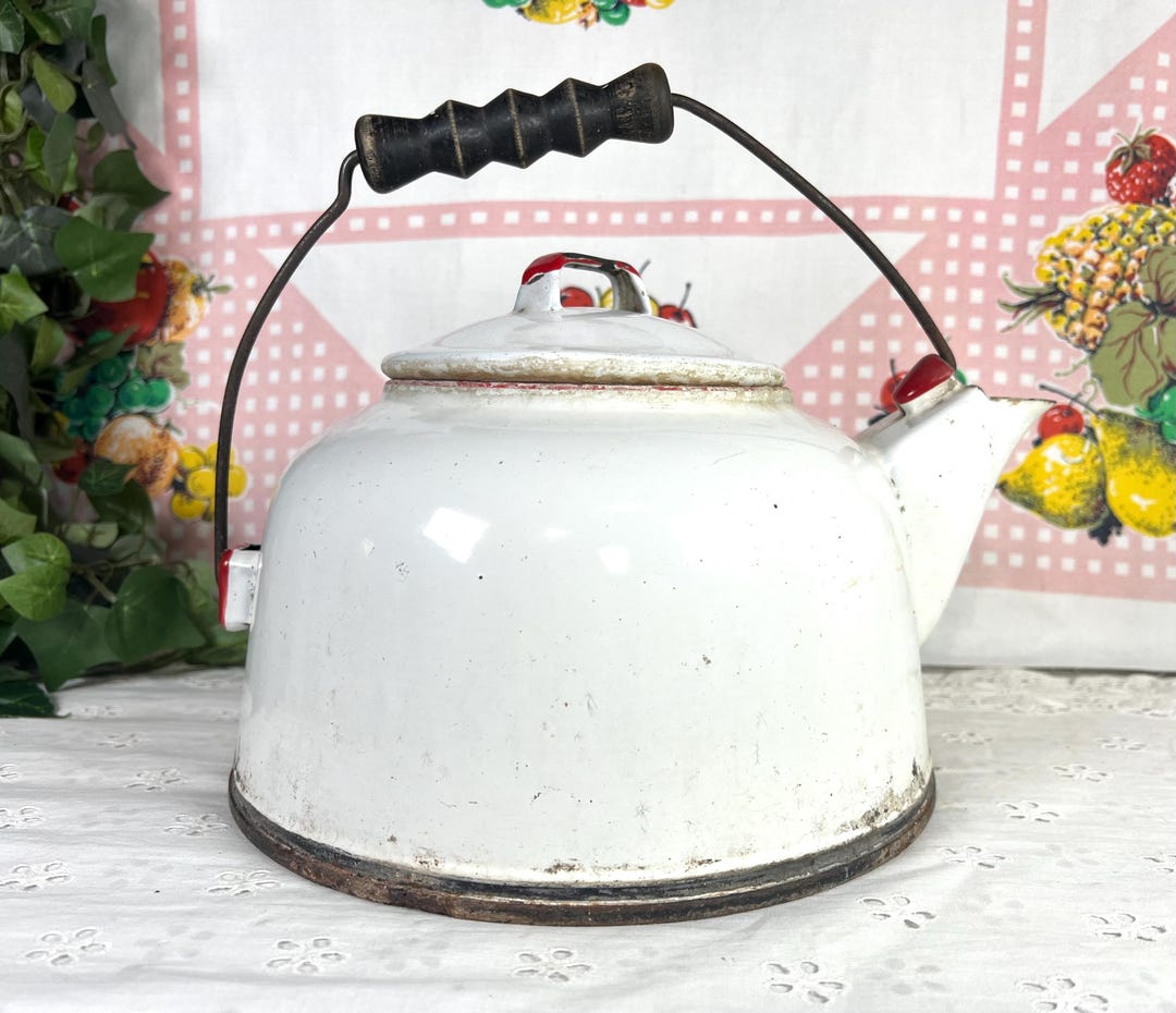 Vintage Enamelware Tea Kettle, White W/ Red Trim, Wood Handle Enamel ...