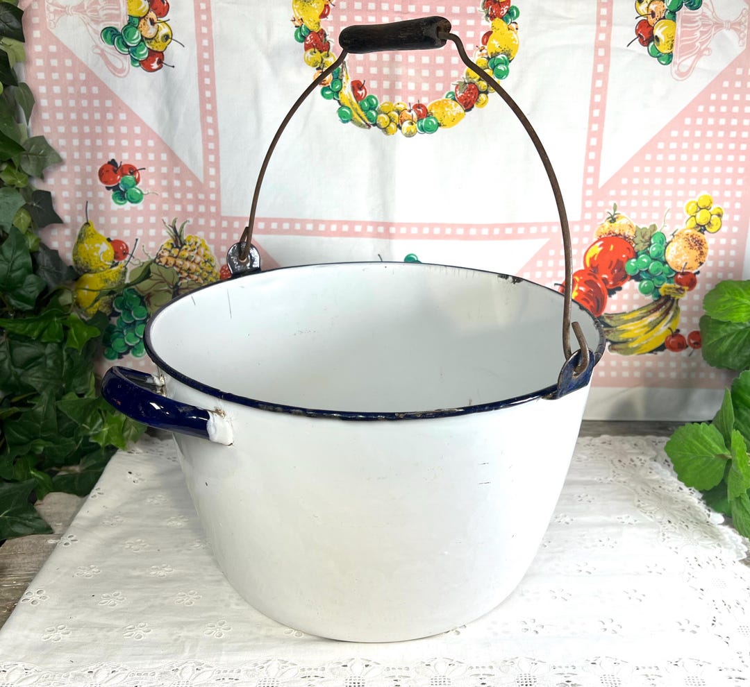 Vintage Enamelware Pail Bucket 2 Gallon Pot, Cobalt Blue Trim, Bail ...
