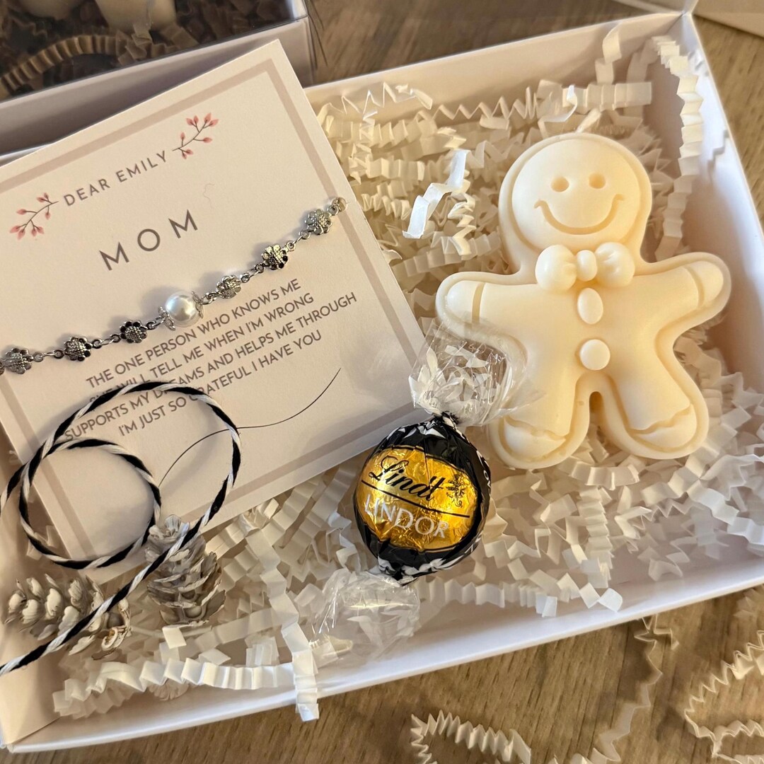 Mom Gift Set, Christmas Lindor Chocolate Truffle, Gingerbread Candle ...