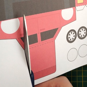 CAR Type D. Paper Toy / Gift Box - Etsy