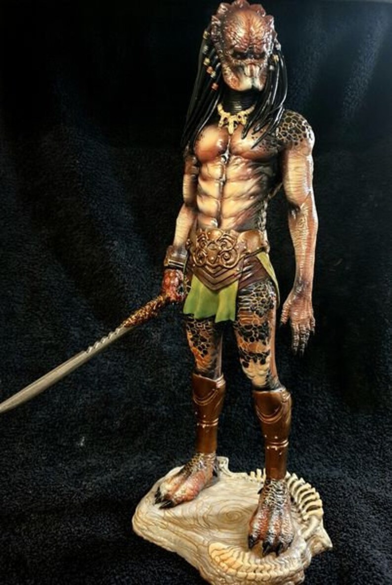 Predator Stan. Original Narin Studio, Collectible Figure - Etsy
