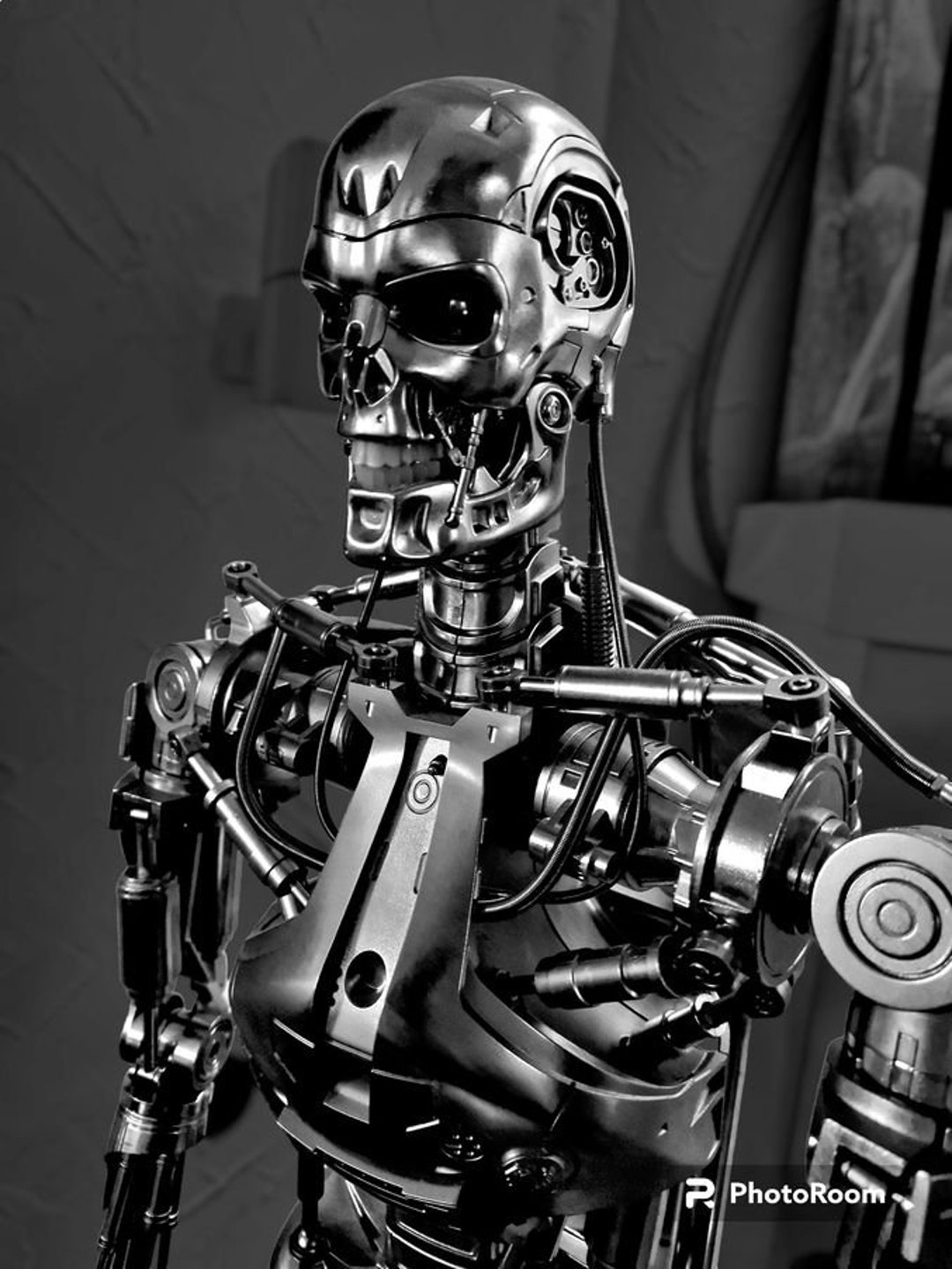 Terminator Statue With Illuminated Base and Sound, Approx. 100 Cm High ...