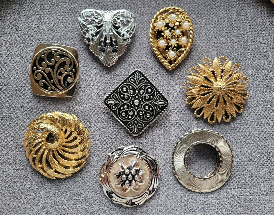 Vintage Hinged Scarf Clips Selection Scarf Rings 1940 1950s Jewelry ...