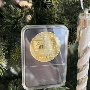 Bitcoin Physical Coin Golden Color in Rectangle Protective Case ...