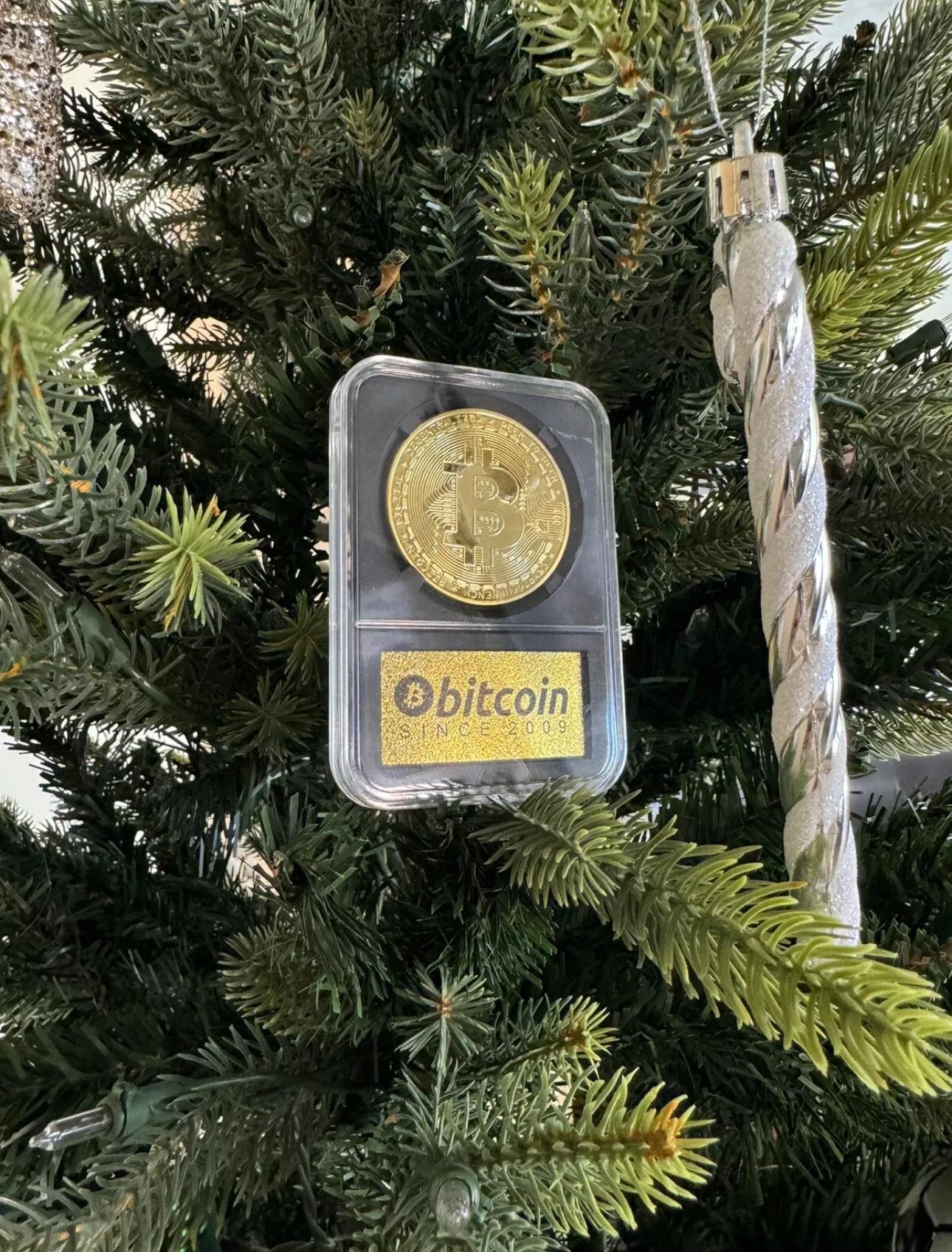 Bitcoin Physical Coin, Golden Color Crypto Collectible, Handmade ...