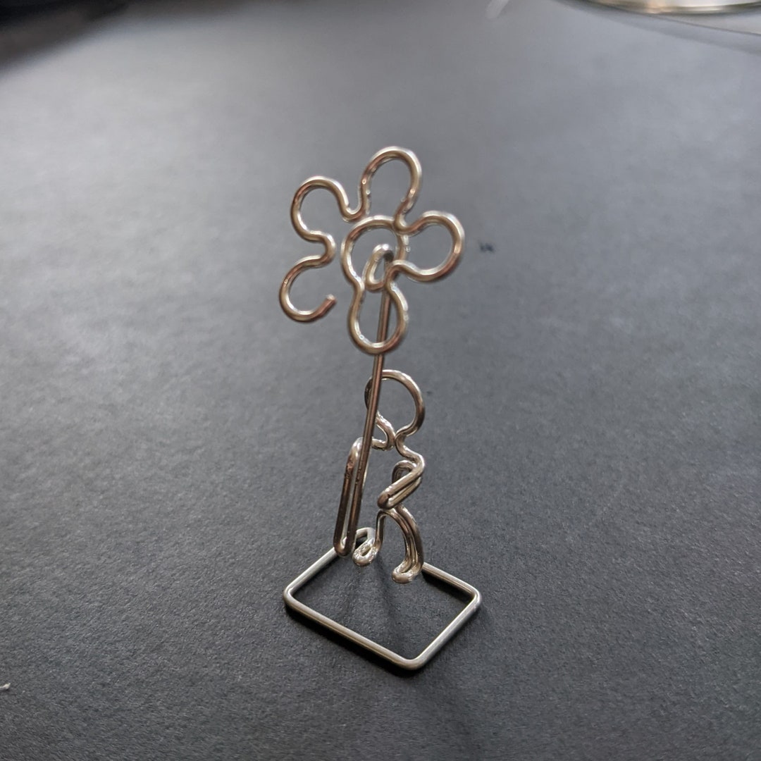 Wire Figure, Child With Flower, Wire Sculpture, Wire Art, Gift - Etsy