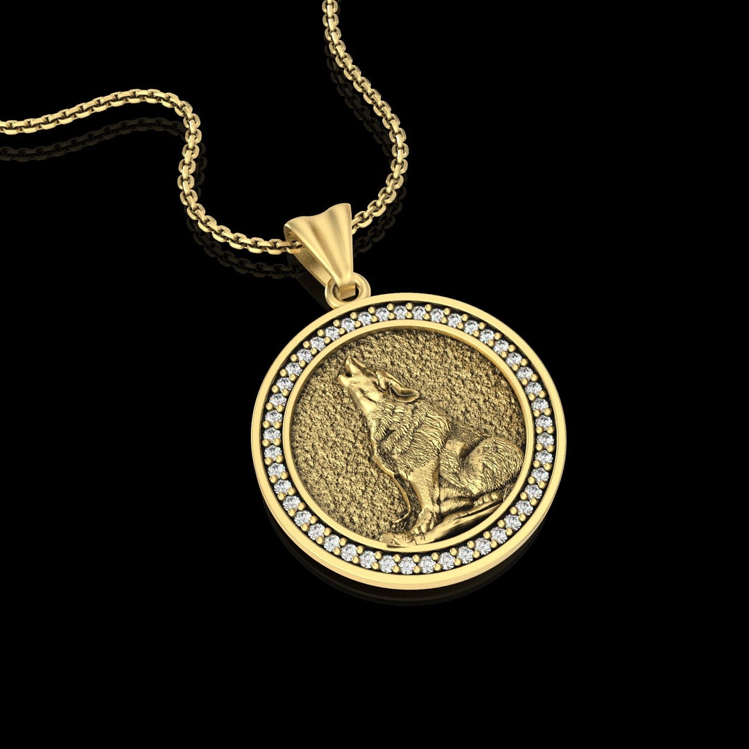 Howling Wolf 10K Gold Necklace, Animal Engraved Wild Wolf Gold Pendant ...
