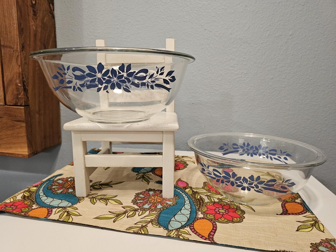 Pyrex Set of 2 Mixing Bowls, Blue Flower Ribbon - Nesting - Etsy