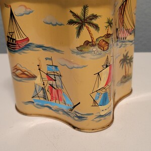 Covered Vintage Metal Cookie / Cracker Tin - Etsy