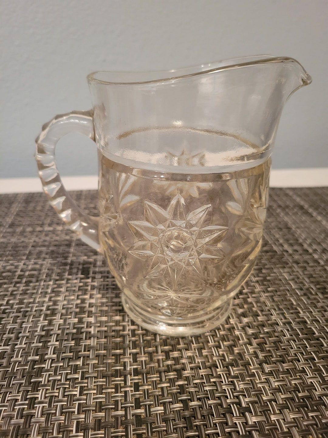 Anchor Hocking Vintage Glass Pitcher - Etsy