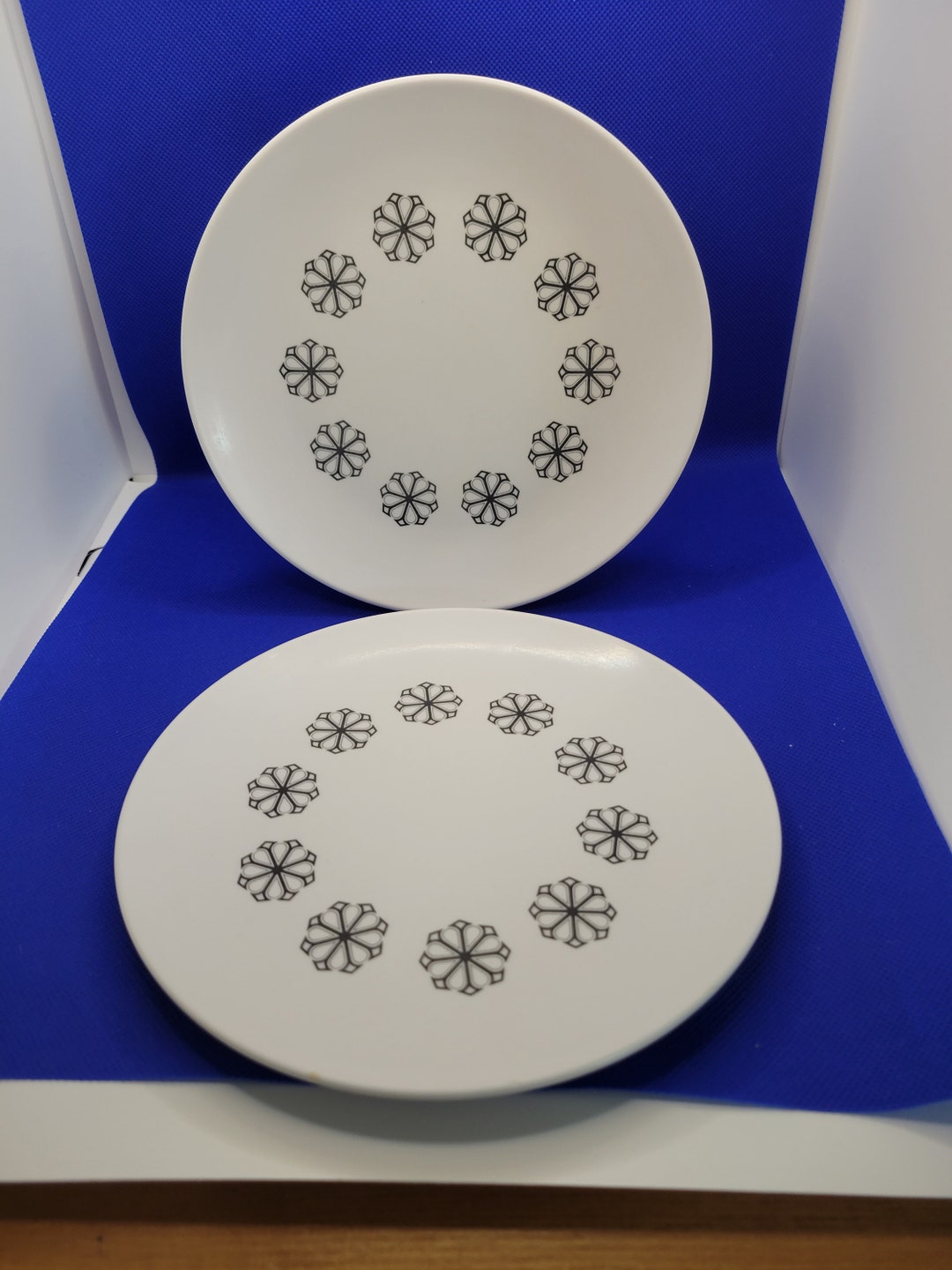 Vintage 7 Inch Atomic Plates (2) - Etsy