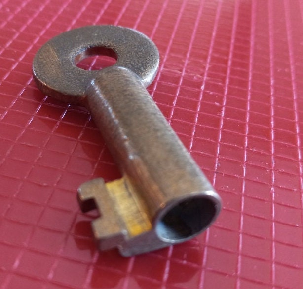CR Brass Hollow Barrel Railroad Key Free S/H LU - Etsy