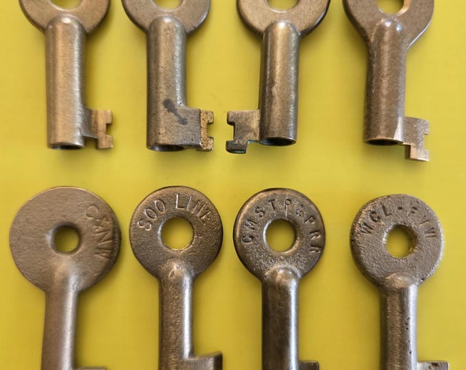 Lot of 8 Different Railroad Keys ~ Free S/H #JON - Etsy