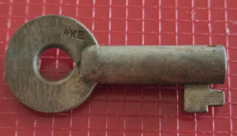 NKP Brass Hollow Barrel Railroad Key ~ Free S/H #SNR - Etsy