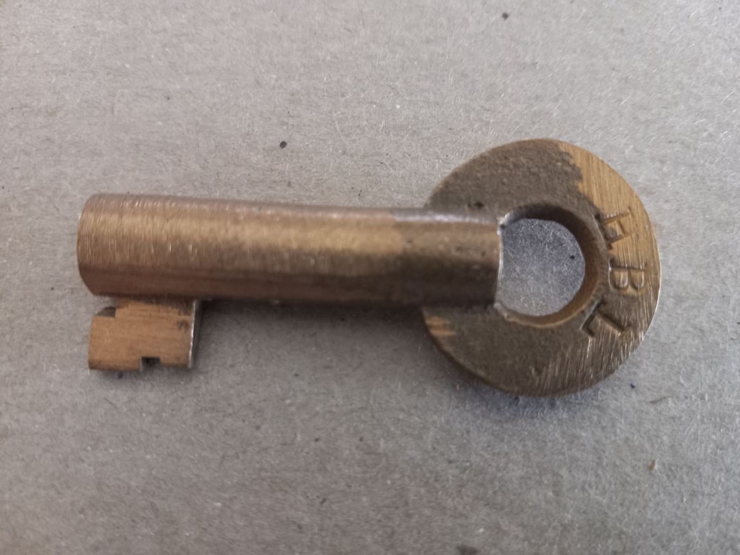 HBL Brass Hollow Barrel Railroad Key ~ Free S/H #69 - Etsy