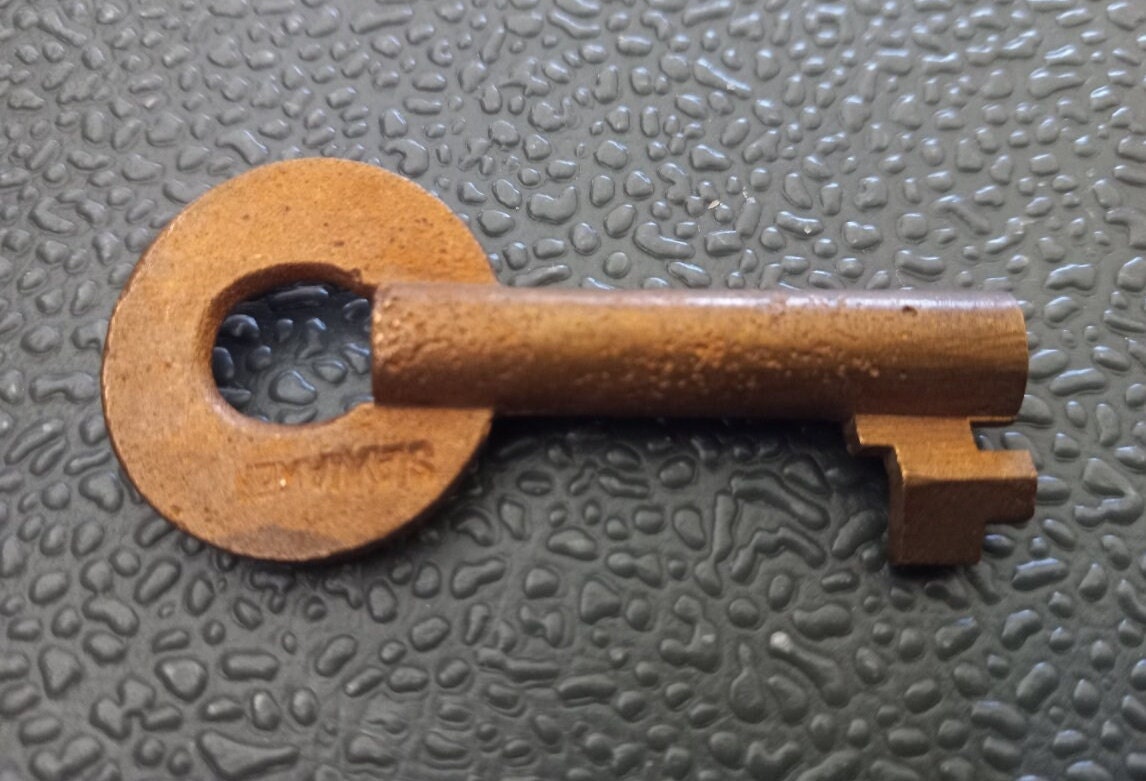 UP&MP Brass Hollow Barrel Railroad Key ~ Free S/H #10 - Etsy