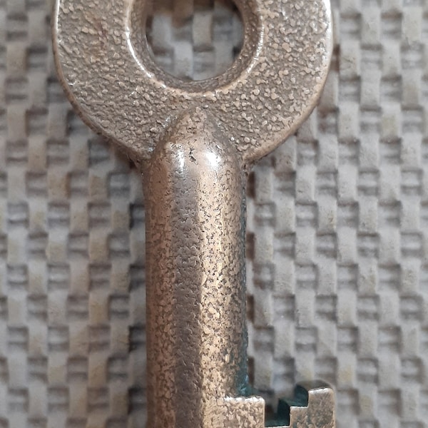 Antique Hollow Barrel Skeleton Key - Etsy