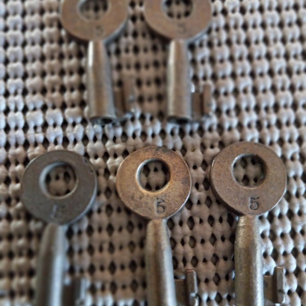 Barrel Keys - Etsy