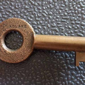 I HB Brass Hollow Barrel Railroad Key Free S/H #BA - Etsy