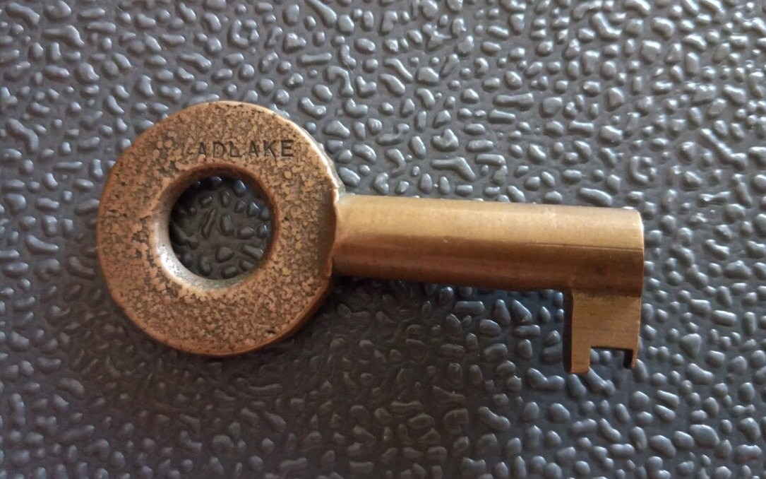 I HB Brass Hollow Barrel Railroad Key Free S/H #BA - Etsy