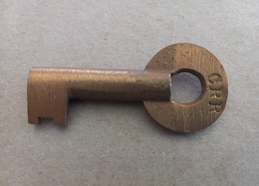 CRR Brass Hollow Barrel Railroad Key Free S/H 69 - Etsy