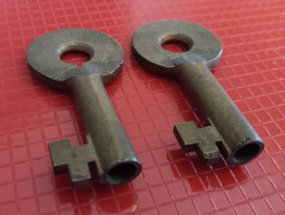 Lot of 2 ADLAKE Brass Hollow Barrel Railroad Keys Free S/H L183 - Etsy