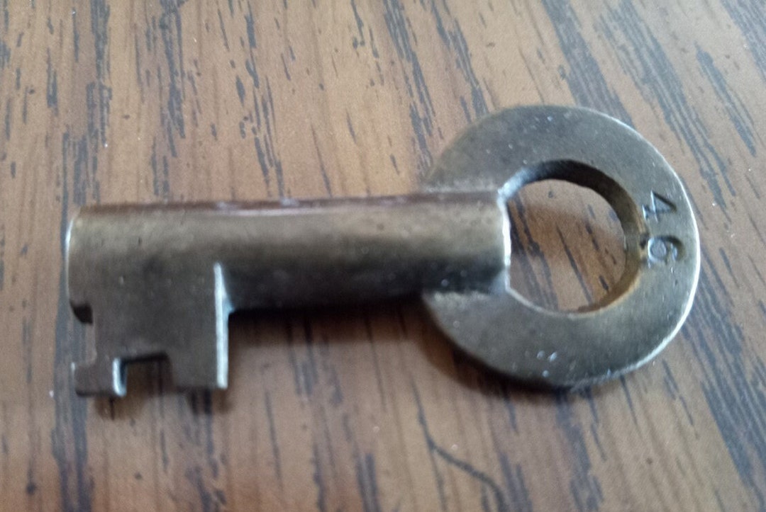 Number 46 Brass Hollow Barrel Key Free S/H 154BNY - Etsy