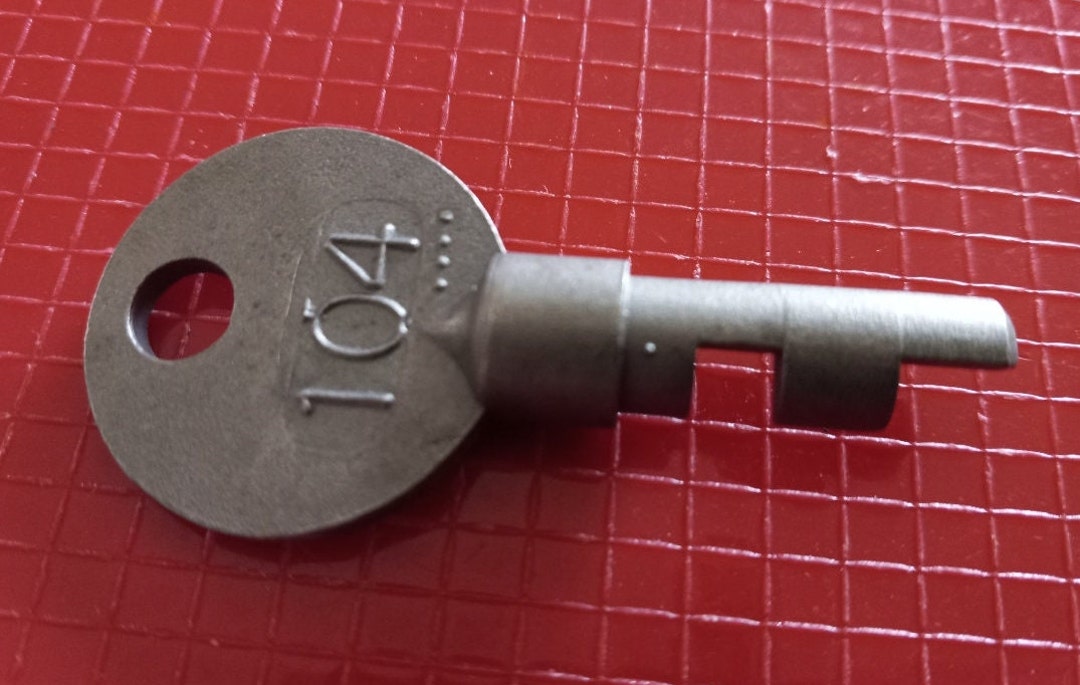 Sargent & Greenleaf 104 High Security Padlock Key ~ Free S/H ~#LU - Etsy