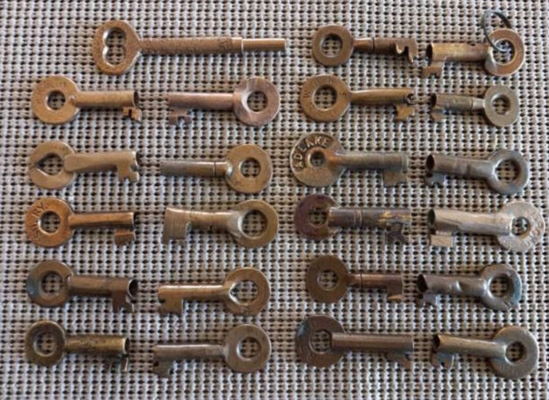 Lot of 23 Junk Damaged Railroad Keys ~ Free S/H #170 - Etsy