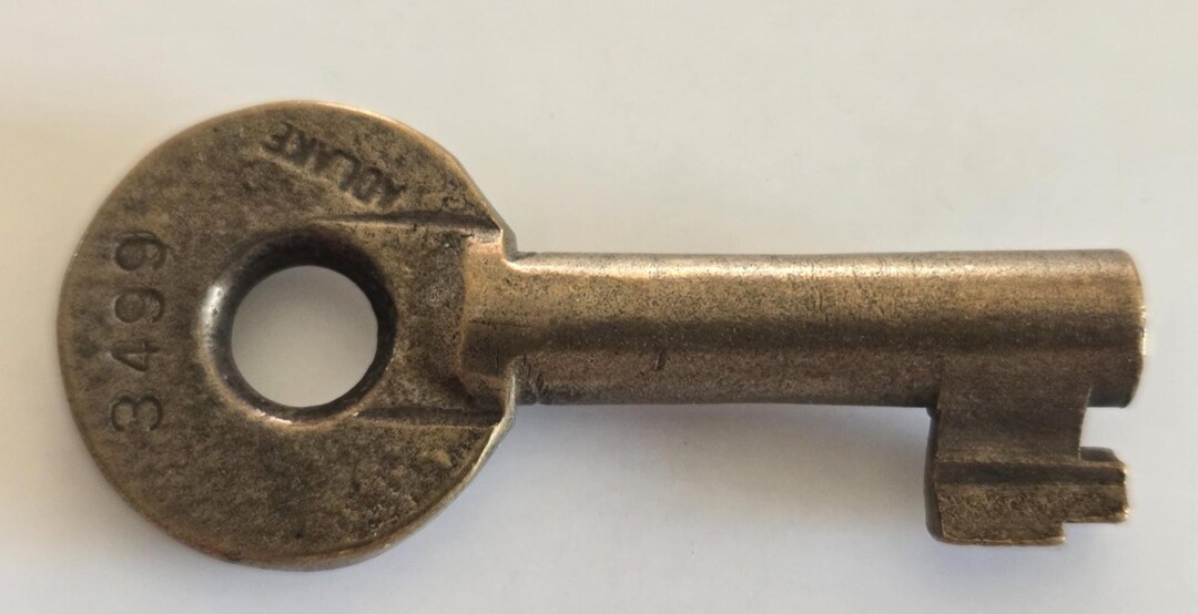 K&IT Brass Hollow Barrel Railroad Key ~ Free S/H #MAP8046 - Etsy