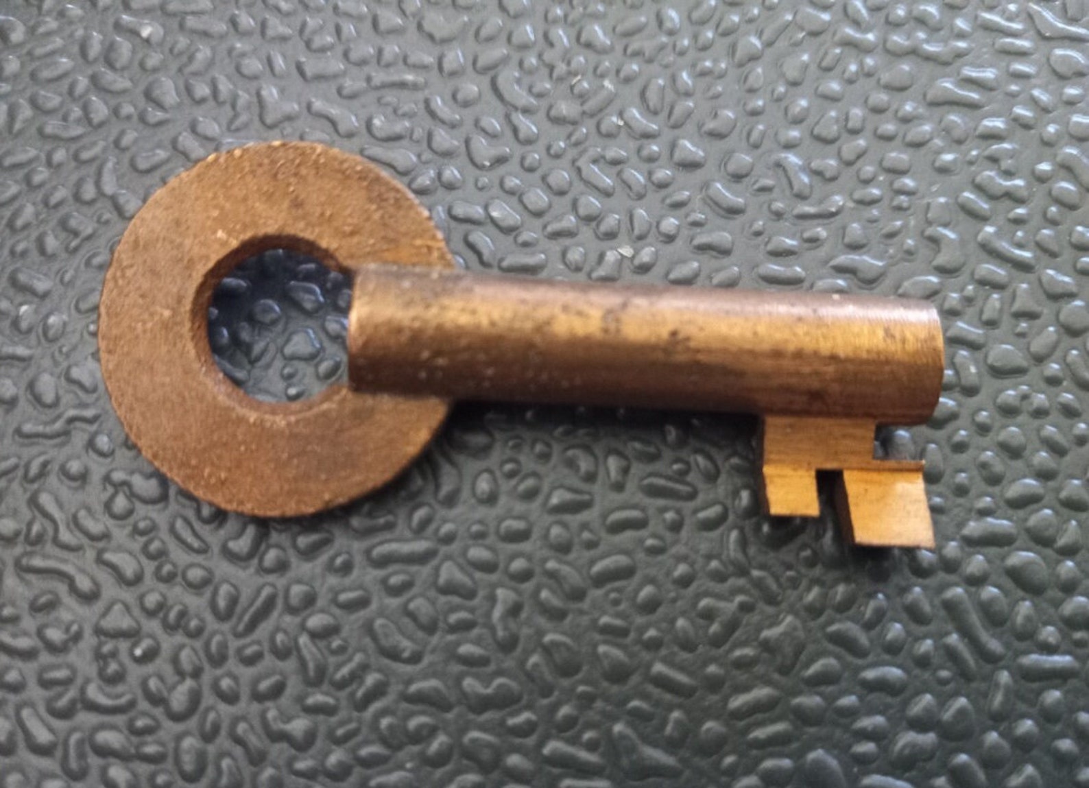RT RY Brass Hollow Barrel Railroad Key ~ Free S/H #10 - Etsy