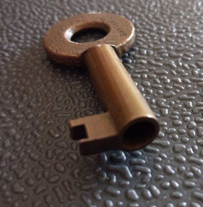 I HB Brass Hollow Barrel Railroad Key Free S/H #BA - Etsy