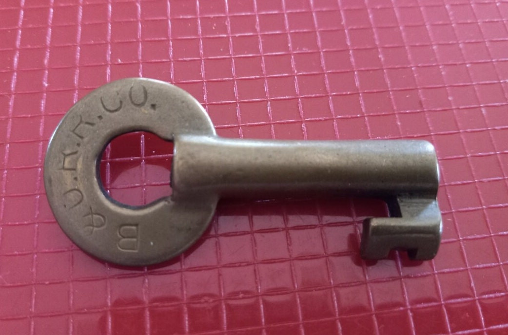 B&0.R.R.CO. Slaymaker Brass Hollow Barrel Railroad Key ~ Free S/H #0315 ...