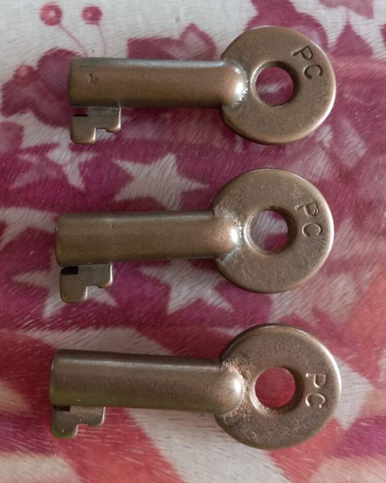 Lot of 3 PC Brass Hollow Barrel Railroad Keys ~ Free S/H #162 IN - Etsy