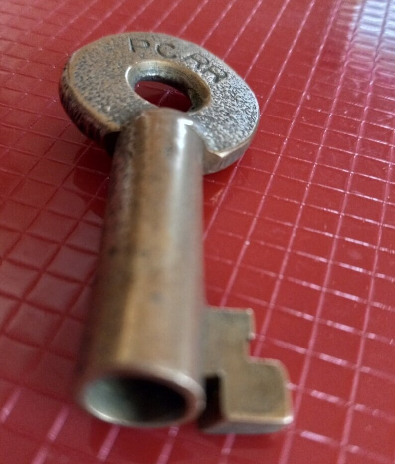 PCRR Railroad Brass Hollow Barrel Key Free S/H 154 B - Etsy