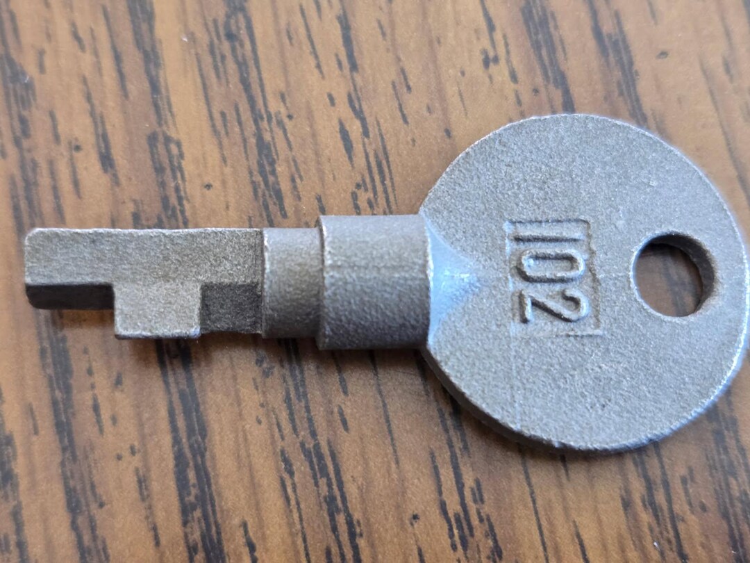 102 High Security Padlock Key ~ Free S/H #ID - Etsy